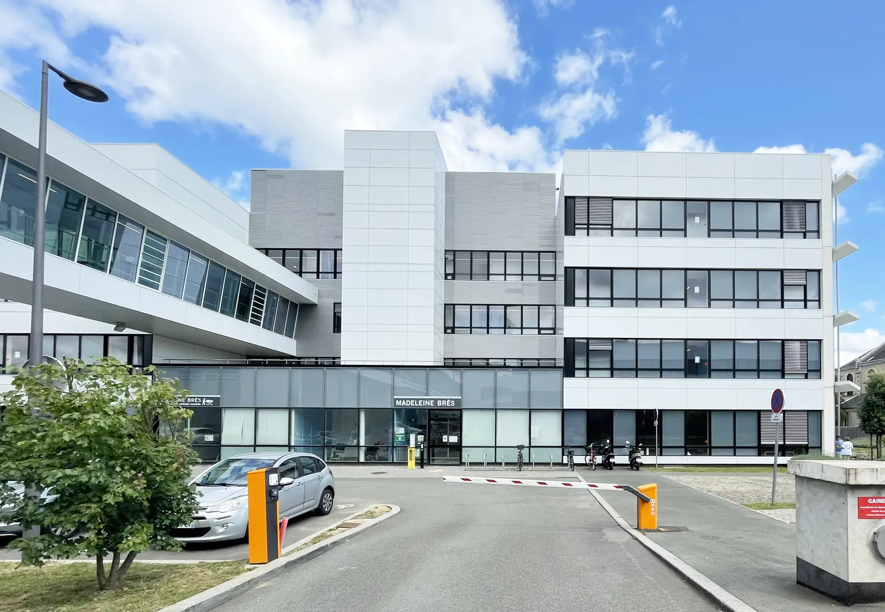 Plantagenêt et Madeleine Brès - Centre Hospitalier Le Mans